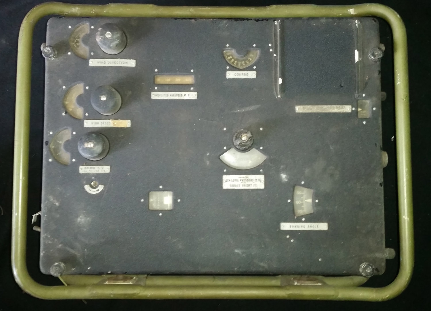 SpitfireSpares.com - warbird Instruments