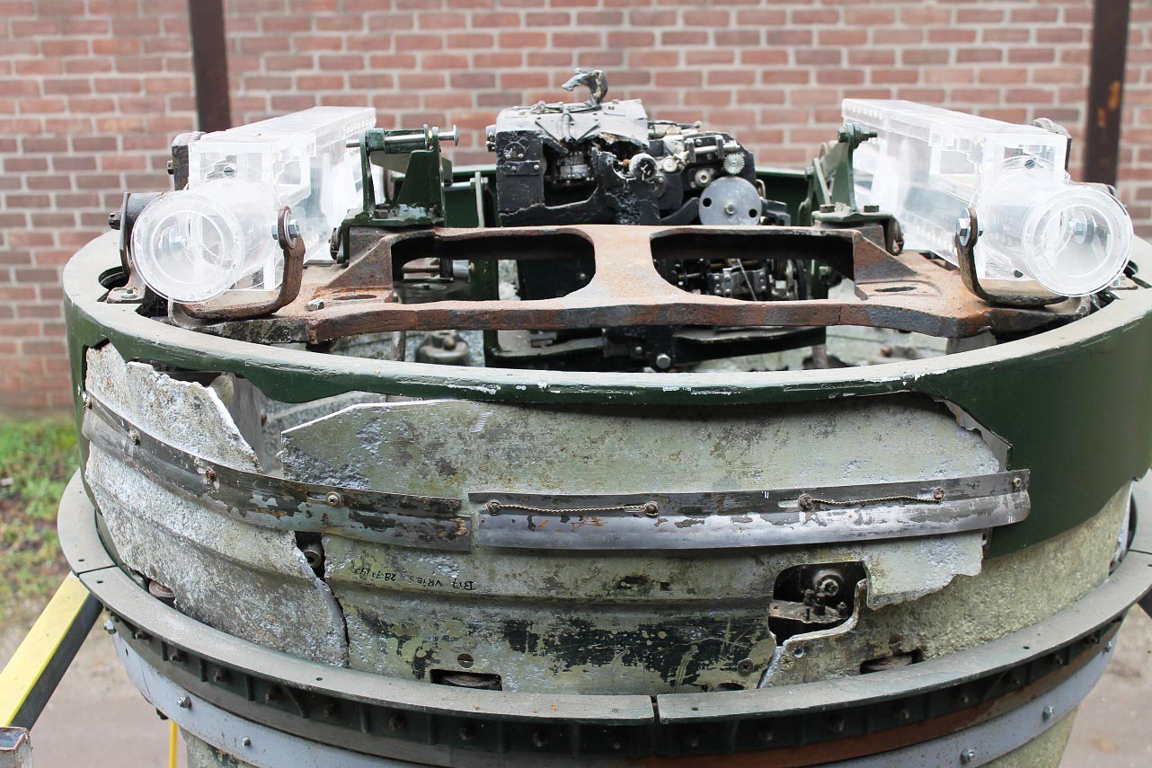 SpitfireSpares.com - warbird Relics